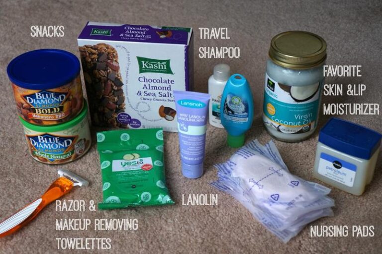 What to Pack in a Hospital Bag for Labor & Delivery