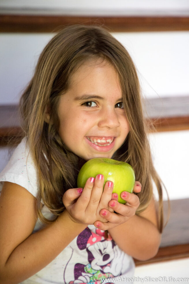 Kindergarten Homeschool September Unit: APPLES!